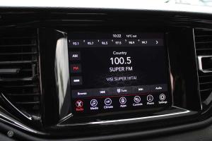 Black Dodge Durango 2021 in Vilnius, with an engine capacity of 5.65 L and mileage of 132 thousand km for 20900 €, photo 17 on AUTOMOTO.COM.LV