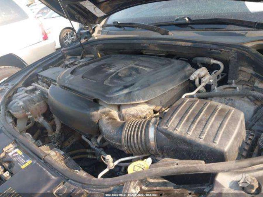Black Dodge Durango 2021 in Klaipeda, with an engine capacity of 3.60 L and mileage of 120 thousand km for 8000 €, photo 11 on AUTOMOTO.COM.LV