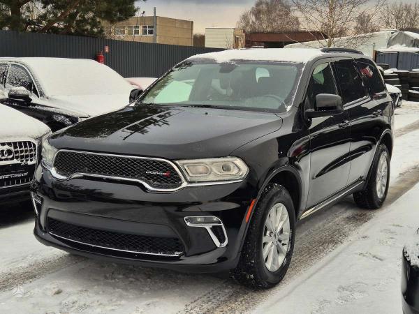Melns Dodge Durango 2022 Viļņa, ar dzinēja tilpumu 3.60 L un nobraukumu 75 tūkst. km par 19500 €, foto 2 vietnē AUTOMOTO.COM.LV