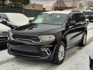 Melns Dodge Durango 2022 Viļņa, ar dzinēja tilpumu 3.60 L un nobraukumu 75 tūkst. km par 19500 €, foto 2 vietnē AUTOMOTO.COM.LV