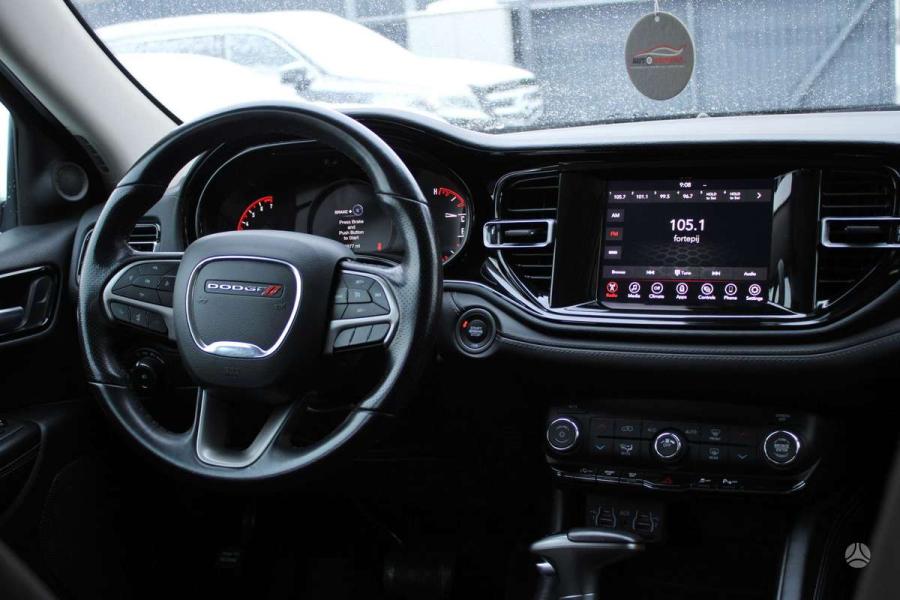 Melns Dodge Durango 2022 Viļņa, ar dzinēja tilpumu 3.60 L un nobraukumu 75 tūkst. km par 19500 €, foto 13 vietnē AUTOMOTO.COM.LV