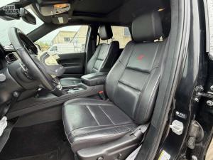 Black Dodge Durango 2022 in Siauliai, with an engine capacity of 5.70 L and mileage of 82 thousand km for 19400 €, photo 8 on AUTOMOTO.COM.LV