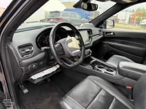 Black Dodge Durango 2022 in Siauliai, with an engine capacity of 5.70 L and mileage of 82 thousand km for 19400 €, photo 9 on AUTOMOTO.COM.LV