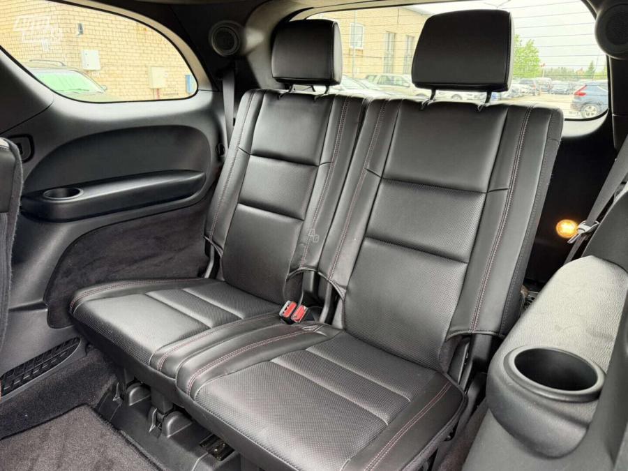 Black Dodge Durango 2022 in Siauliai, with an engine capacity of 5.70 L and mileage of 82 thousand km for 19400 €, photo 11 on AUTOMOTO.COM.LV