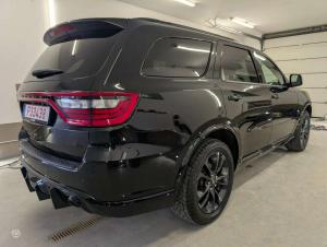 Black Dodge Durango 2022 in Klaipeda, with an engine capacity of 5.70 L and mileage of 68 thousand km for 33500 €, photo 4 on AUTOMOTO.COM.LV
