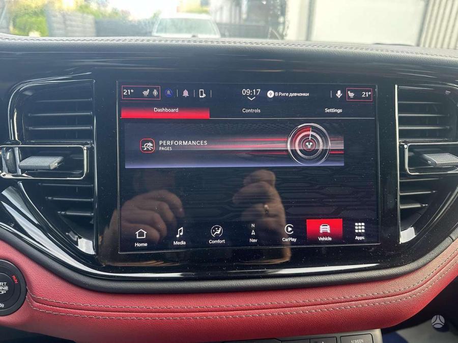 Black Dodge Durango 2022 in Klaipeda, with an engine capacity of 5.70 L and mileage of 68 thousand km for 33500 €, photo 16 on AUTOMOTO.COM.LV