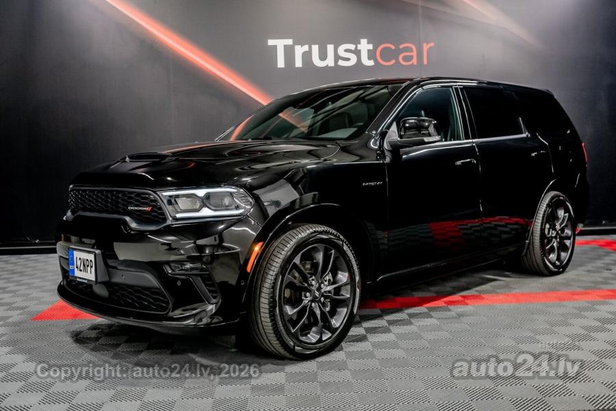 Black Dodge Durango 2023 in Parnu, with an engine capacity of 5.70 L and mileage of 119 thousand km for 48000 €, photo 1 on AUTOMOTO.COM.LV