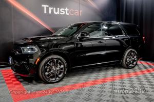 Black Dodge Durango 2023 in Parnu, with an engine capacity of 5.70 L and mileage of 119 thousand km for 48000 €, photo 5 on AUTOMOTO.COM.LV