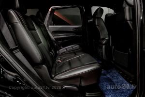 Black Dodge Durango 2023 in Parnu, with an engine capacity of 5.70 L and mileage of 119 thousand km for 48000 €, photo 14 on AUTOMOTO.COM.LV