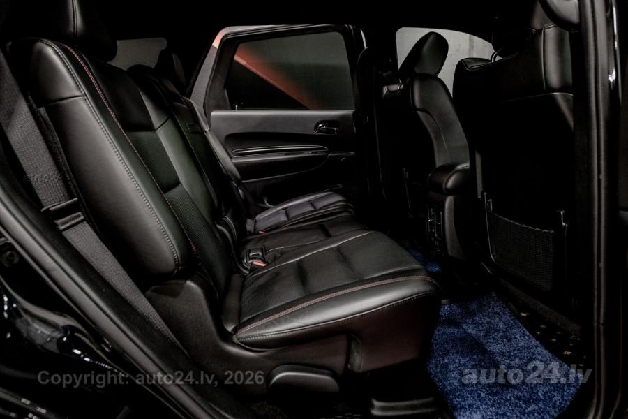 Black Dodge Durango 2023 in Parnu, with an engine capacity of 5.70 L and mileage of 119 thousand km for 48000 €, photo 14 on AUTOMOTO.COM.LV
