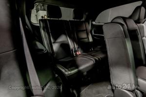 Black Dodge Durango 2023 in Parnu, with an engine capacity of 5.70 L and mileage of 119 thousand km for 48000 €, photo 15 on AUTOMOTO.COM.LV