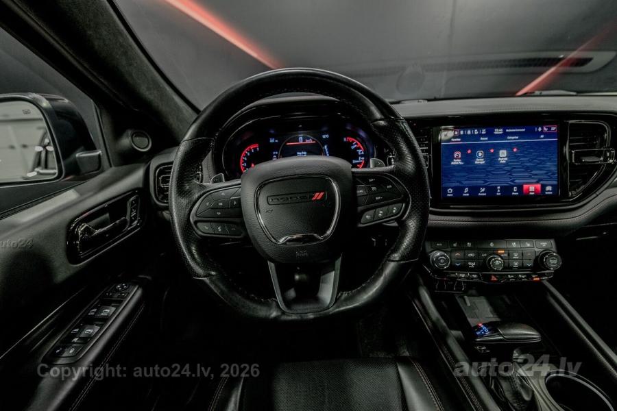 Black Dodge Durango 2023 in Parnu, with an engine capacity of 5.70 L and mileage of 119 thousand km for 48000 €, photo 19 on AUTOMOTO.COM.LV