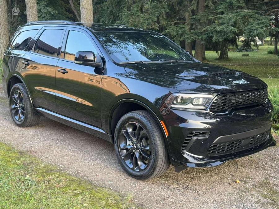 Black Dodge Durango 2026 in Silute, with an engine capacity of 3.60 L and mileage of 0 thousand km for 27990 €, photo 5 on AUTOMOTO.COM.LV