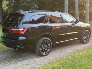 Black Dodge Durango 2026 in Silute, with an engine capacity of 3.60 L and mileage of 0 thousand km for 27990 €, photo 7 on AUTOMOTO.COM.LV