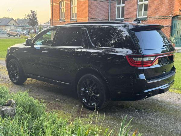 Black Dodge Durango 2026 in Silute, with an engine capacity of 3.60 L and mileage of 0 thousand km for 27990 €, photo 10 on AUTOMOTO.COM.LV