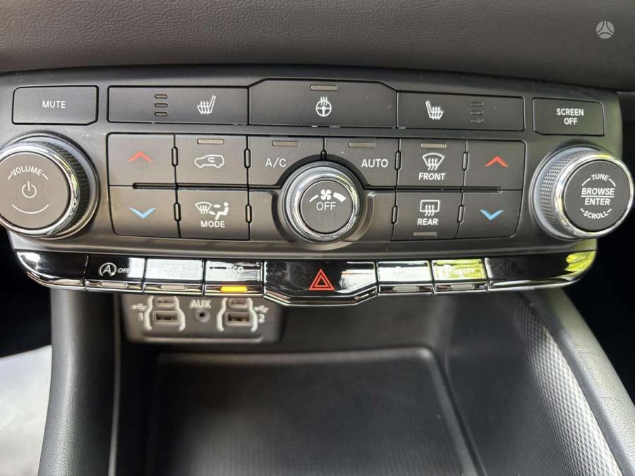 Black Dodge Durango 2023 in Panevezys, with an engine capacity of 3.60 L and mileage of 45 thousand km for 25900 €, photo 15 on AUTOMOTO.COM.LV