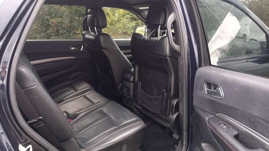Blue Dodge Durango 2014 in Siauliai, with an engine capacity of 5.65 L and mileage of 162 thousand km for 7150 €, photo 15 on AUTOMOTO.COM.LV