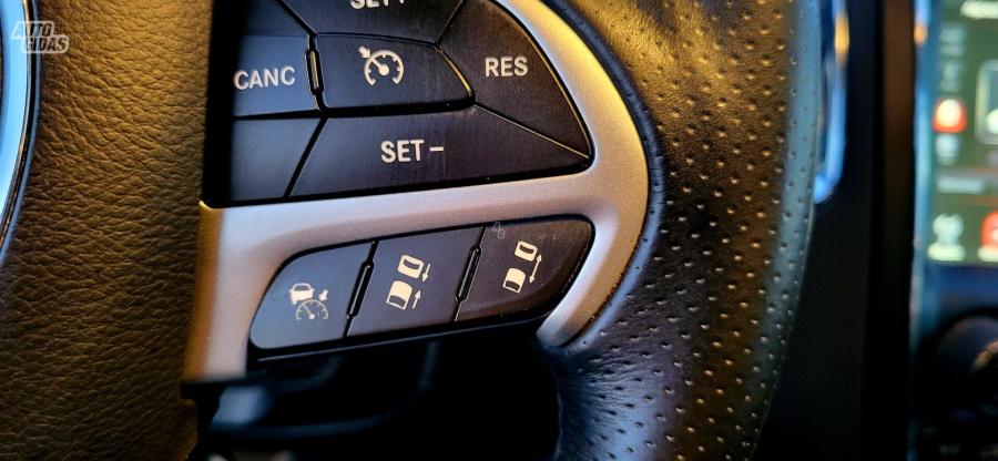 Zils Dodge Durango 2017 Palanga, ar dzinēja tilpumu 5.70 L un nobraukumu 144 tūkst. km par 23300 €, foto 13 vietnē AUTOMOTO.COM.LV