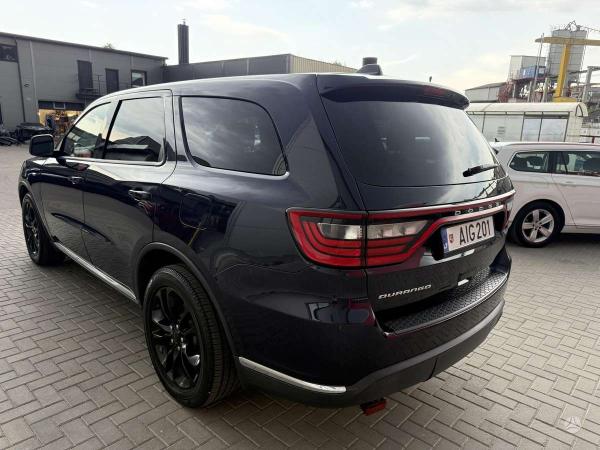 Zils Dodge Durango 2018 Viļņa, ar dzinēja tilpumu 3.60 L un nobraukumu 129 tūkst. km par 12500 €, foto 6 vietnē AUTOMOTO.COM.LV