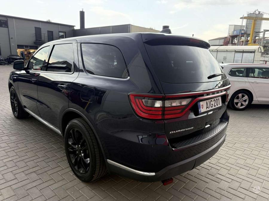 Zils Dodge Durango 2018 Viļņa, ar dzinēja tilpumu 3.60 L un nobraukumu 129 tūkst. km par 12500 €, foto 7 vietnē AUTOMOTO.COM.LV