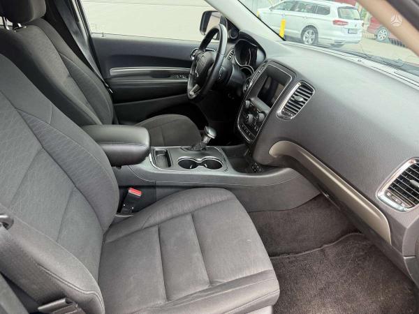 Zils Dodge Durango 2018 Viļņa, ar dzinēja tilpumu 3.60 L un nobraukumu 129 tūkst. km par 12500 €, foto 8 vietnē AUTOMOTO.COM.LV