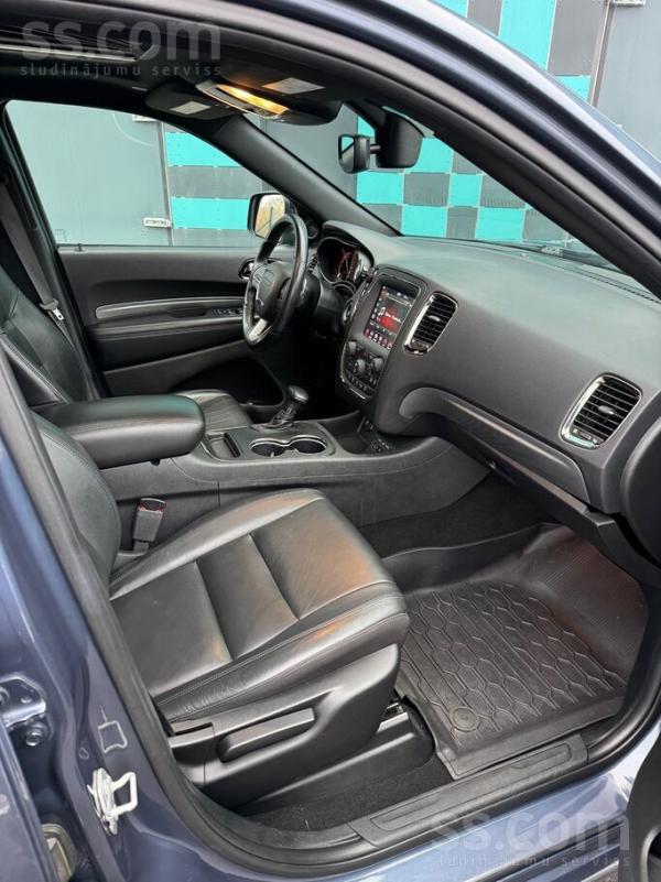 Zils Dodge Durango 2020 Rīga, ar dzinēja tilpumu 3.60 L un nobraukumu 131 tūkst. km par 24900 €, foto 10 vietnē AUTOMOTO.COM.LV