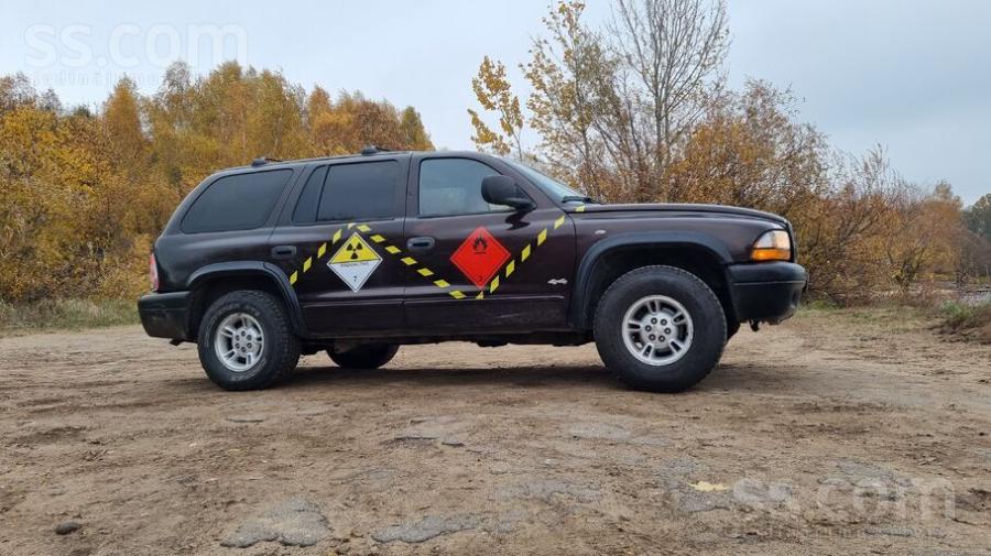 Brūns Dodge Durango 1999 Rīga, ar dzinēja tilpumu 5.90 L un nobraukumu 222 tūkst. km par 2000 €, foto 10 vietnē AUTOMOTO.COM.LV