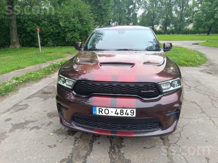 Brown Dodge Durango 2019 in Riga, with an engine capacity of 5.70 L and mileage of 119 thousand km for 21800 €, photo 1 on AUTOMOTO.COM.LV
