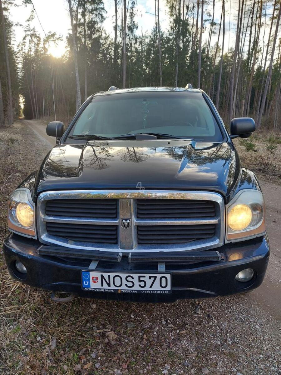 Dodge Durango 2004 Trakai, ar dzinēja tilpumu 5.70 L un nobraukumu 255 tūkst. km par 4300 €, foto 1 vietnē AUTOMOTO.COM.LV