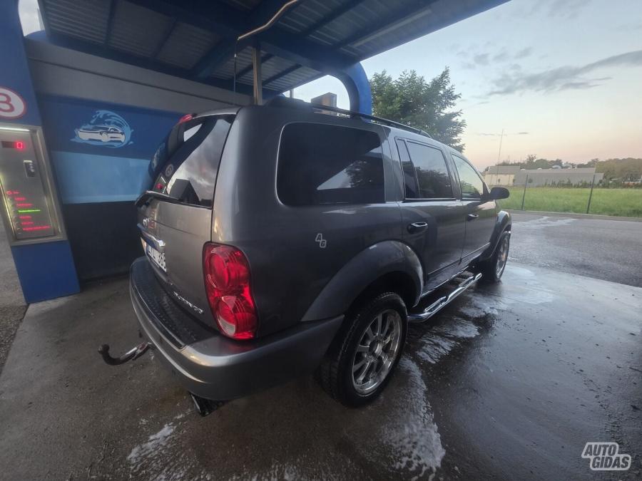 Dodge Durango 2005 in Sakiai, with an engine capacity of 4.70 L and mileage of 354 thousand km for 1500 €, photo 5 on AUTOMOTO.COM.LV