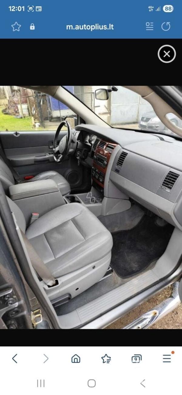 Dodge Durango 2005 in Sakiai, with an engine capacity of 4.70 L and mileage of 354 thousand km for 1500 €, photo 8 on AUTOMOTO.COM.LV