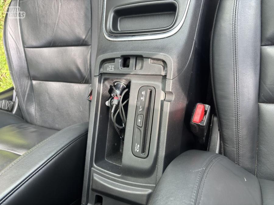 Dodge Durango 2015 in Siauliai, with an engine capacity of 3.60 L and mileage of 254 thousand km for 13800 €, photo 22 on AUTOMOTO.COM.LV