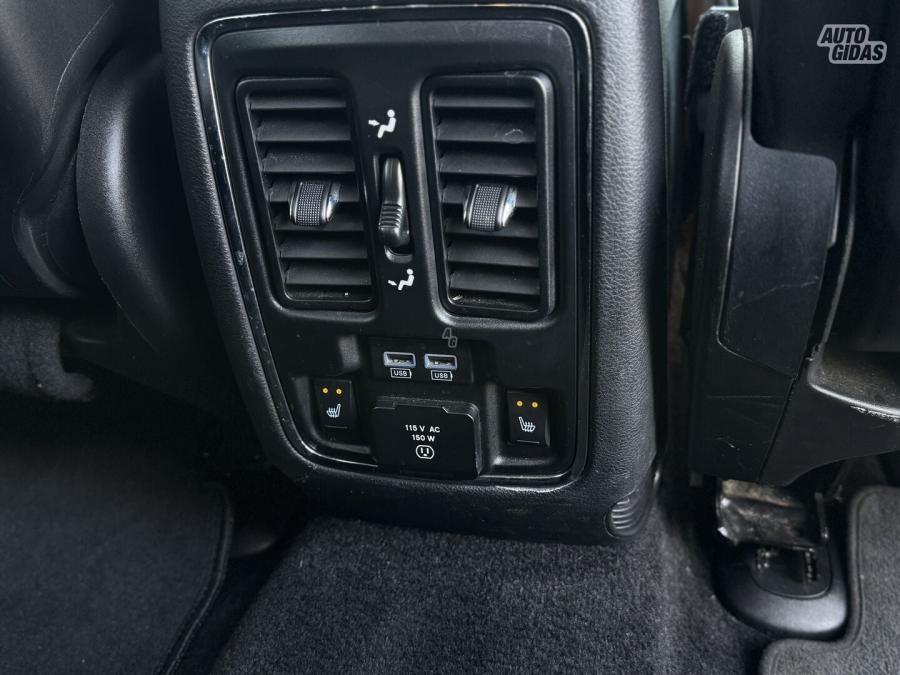 Dodge Durango 2015 Viļņa, ar dzinēja tilpumu 3.60 L un nobraukumu 226 tūkst. km par 15800 €, foto 27 vietnē AUTOMOTO.COM.LV
