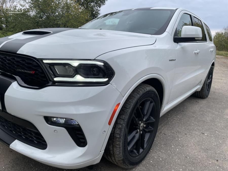 Dodge Durango 2021 in Siauliai, with an engine capacity of 5.70 L and mileage of 84 thousand km for 31800 €, photo 1 on AUTOMOTO.COM.LV