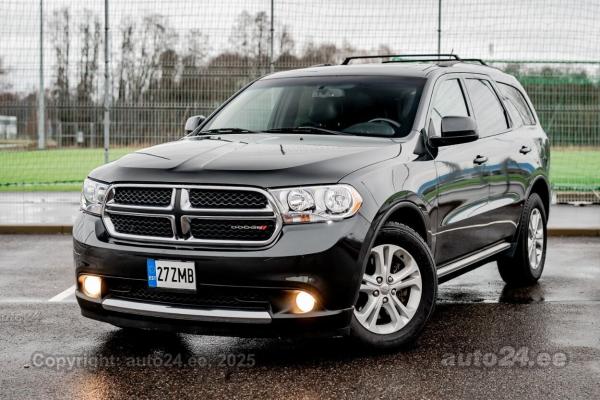 Grey Dodge Durango 2013 in Tallinn, with an engine capacity of 3.60 L and mileage of 313 thousand km for 17800 €, photo 1 on AUTOMOTO.COM.LV