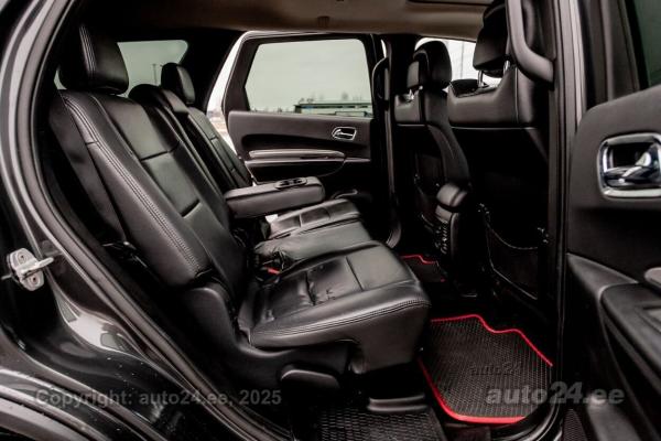 Grey Dodge Durango 2013 in Tallinn, with an engine capacity of 3.60 L and mileage of 313 thousand km for 17800 €, photo 7 on AUTOMOTO.COM.LV