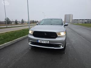 Pelēks Dodge Durango 2014 Klaipėda, ar dzinēja tilpumu 5.70 L un nobraukumu 285 tūkst. km par 12999 €, foto 2 vietnē AUTOMOTO.COM.LV