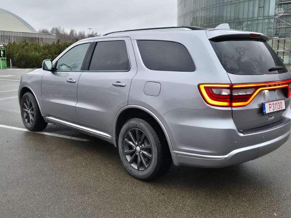 Grey Dodge Durango 2014 in Siauliai, with an engine capacity of 3.60 L and mileage of 299 thousand km for 13700 €, photo 5 on AUTOMOTO.COM.LV