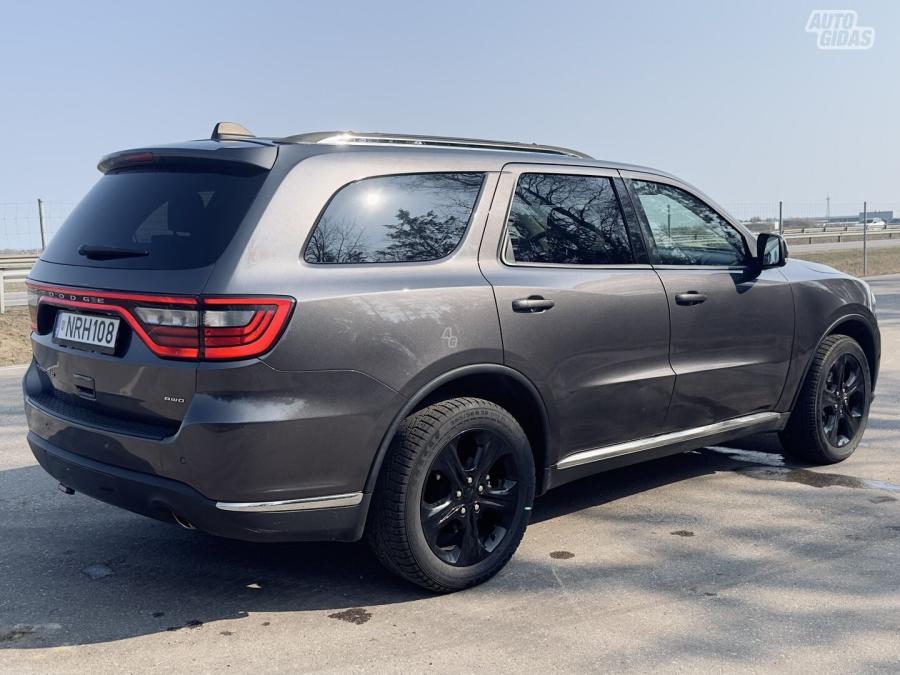 Grey Dodge Durango 2014 in Kaunas, with an engine capacity of 3.60 L and mileage of 221 thousand km for 14999 €, photo 5 on AUTOMOTO.COM.LV