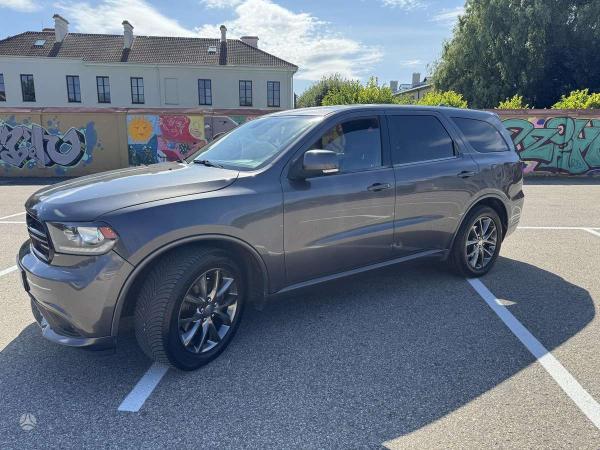 Grey Dodge Durango 2014 in Kedainiai, with an engine capacity of 5.65 L and mileage of 453 thousand km for 7000 €, photo 8 on AUTOMOTO.COM.LV