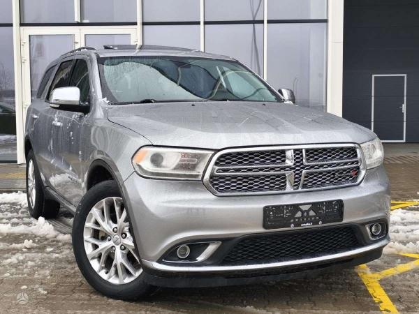 Grey Dodge Durango 2015 in Vilnius, with an engine capacity of 3.60 L and mileage of 300 thousand km for 15350 €, photo 6 on AUTOMOTO.COM.LV