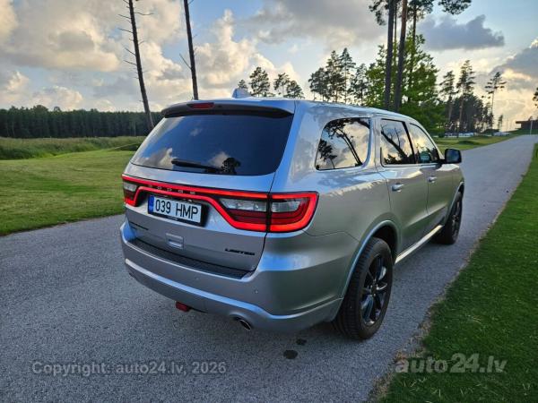 Pelēks Dodge Durango 2015 Pērnava, ar dzinēja tilpumu 3.60 L un nobraukumu 251 tūkst. km par 16500 €, foto 2 vietnē AUTOMOTO.COM.LV