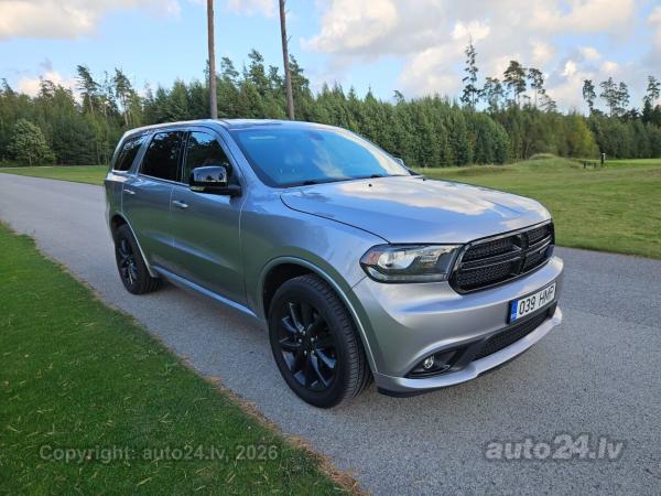 Pelēks Dodge Durango 2015 Pērnava, ar dzinēja tilpumu 3.60 L un nobraukumu 251 tūkst. km par 16500 €, foto 3 vietnē AUTOMOTO.COM.LV