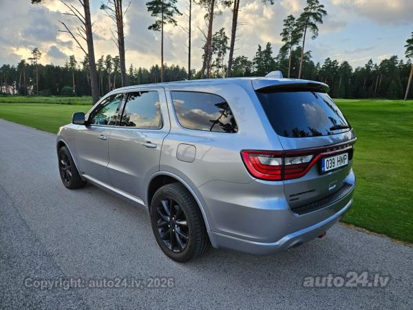 Pelēks Dodge Durango 2015 Pērnava, ar dzinēja tilpumu 3.60 L un nobraukumu 251 tūkst. km par 16500 €, foto 4 vietnē AUTOMOTO.COM.LV