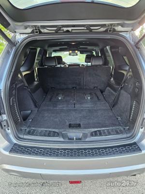 Grey Dodge Durango 2015 in Parnu, with an engine capacity of 3.60 L and mileage of 251 thousand km for 16500 €, photo 10 on AUTOMOTO.COM.LV