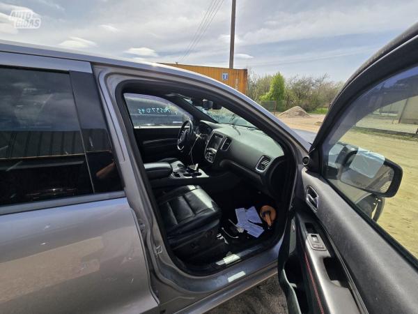 Pelēks Dodge Durango 2015 Klaipėda, ar dzinēja tilpumu 5.70 L un nobraukumu 178 tūkst. km par 7800 €, foto 6 vietnē AUTOMOTO.COM.LV