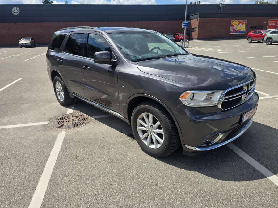 Grey Dodge Durango 2015 in Kaunas, with an engine capacity of 3.60 L and mileage of 169 thousand km for 14000 €, photo 3 on AUTOMOTO.COM.LV