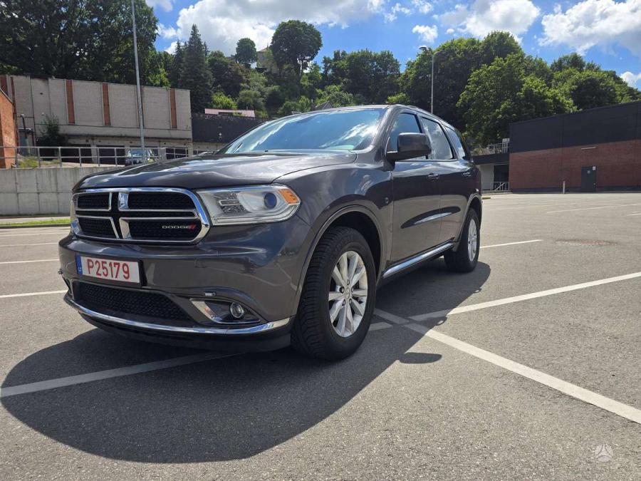 Grey Dodge Durango 2015 in Kaunas, with an engine capacity of 3.60 L and mileage of 169 thousand km for 14000 €, photo 7 on AUTOMOTO.COM.LV