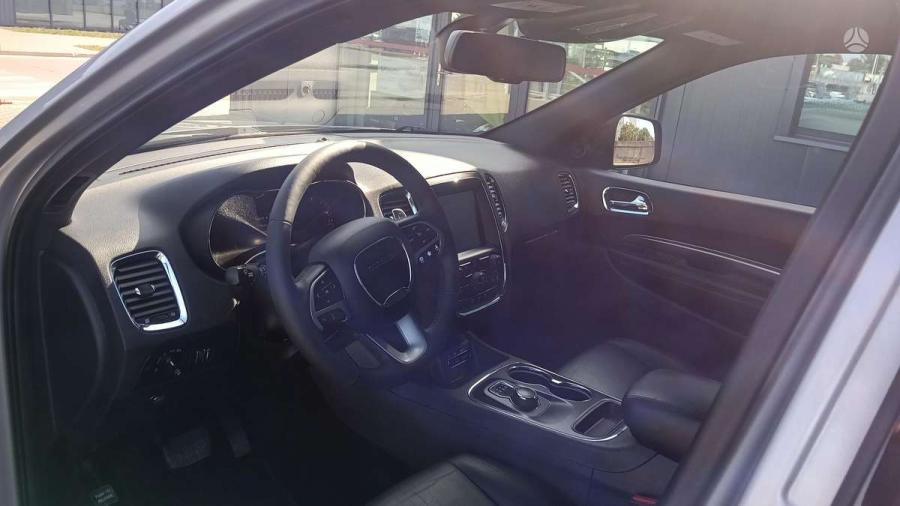 Grey Dodge Durango 2015 in Siauliai, with an engine capacity of 3.60 L and mileage of 286 thousand km for 12800 €, photo 16 on AUTOMOTO.COM.LV