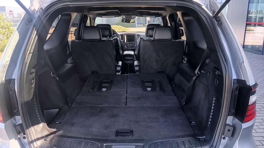 Grey Dodge Durango 2015 in Siauliai, with an engine capacity of 3.60 L and mileage of 286 thousand km for 12800 €, photo 19 on AUTOMOTO.COM.LV